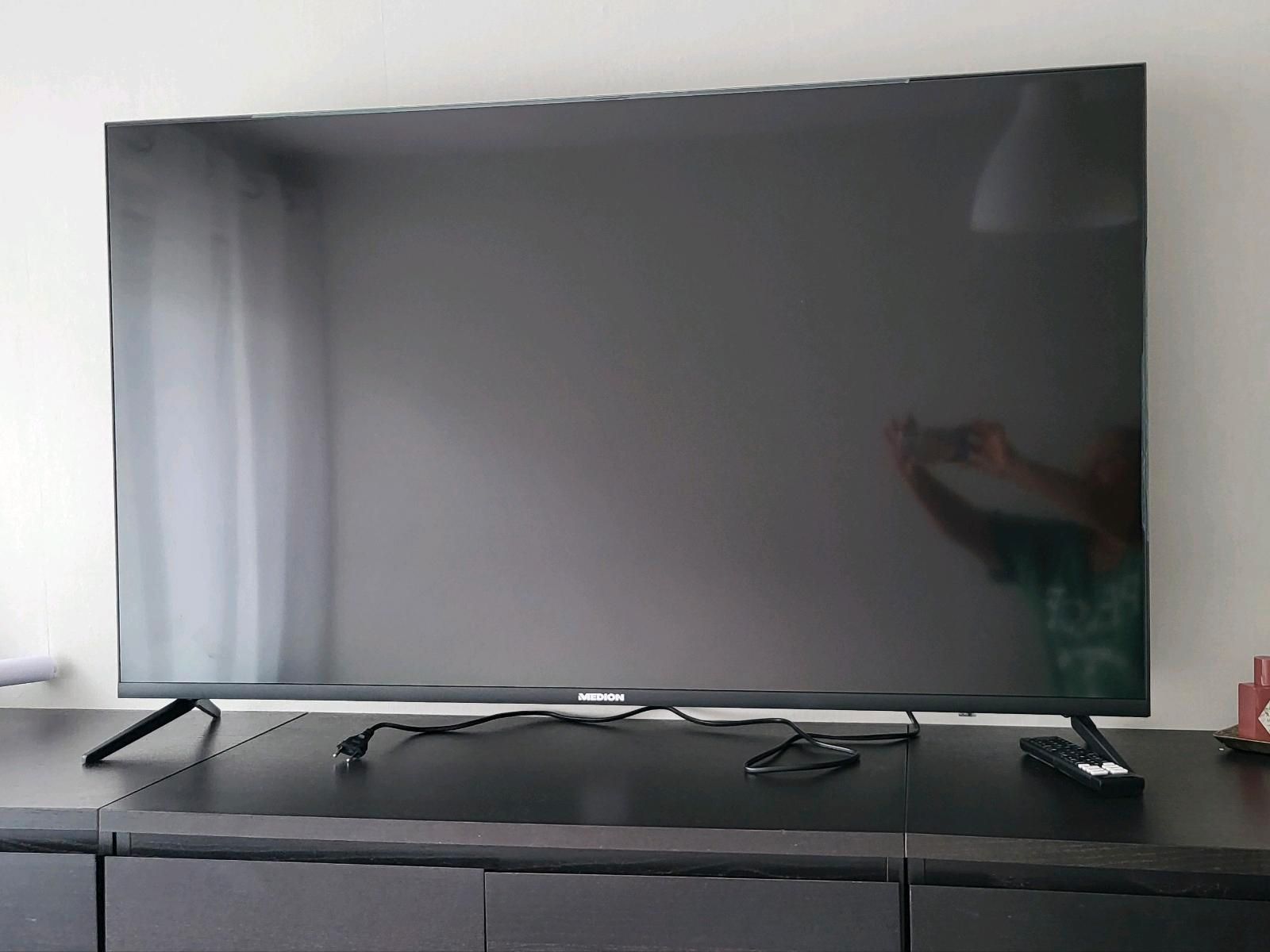 MEDION LIFE X15014 (MD31650) UHD VIDAA Smart-TV Test und Bewertung ...